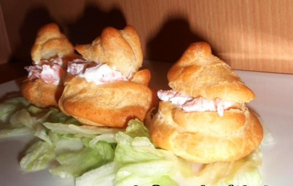 Recette Mini choux au saumon fumé - 750g.com