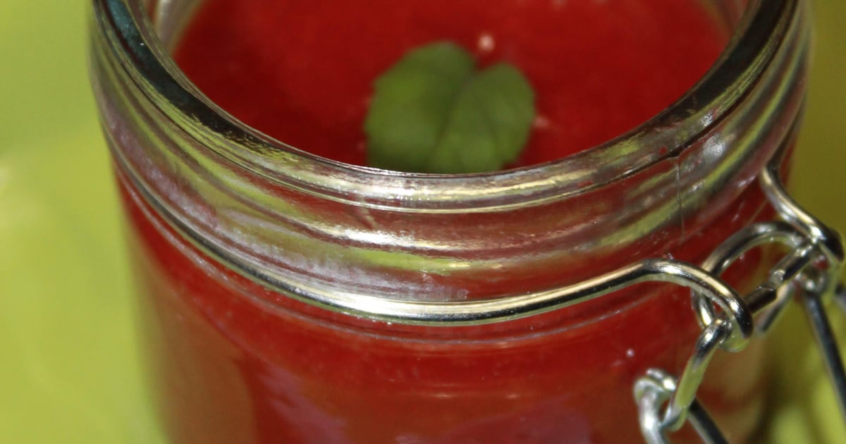 Recette Gelée de fraise au basilic - 750g.com