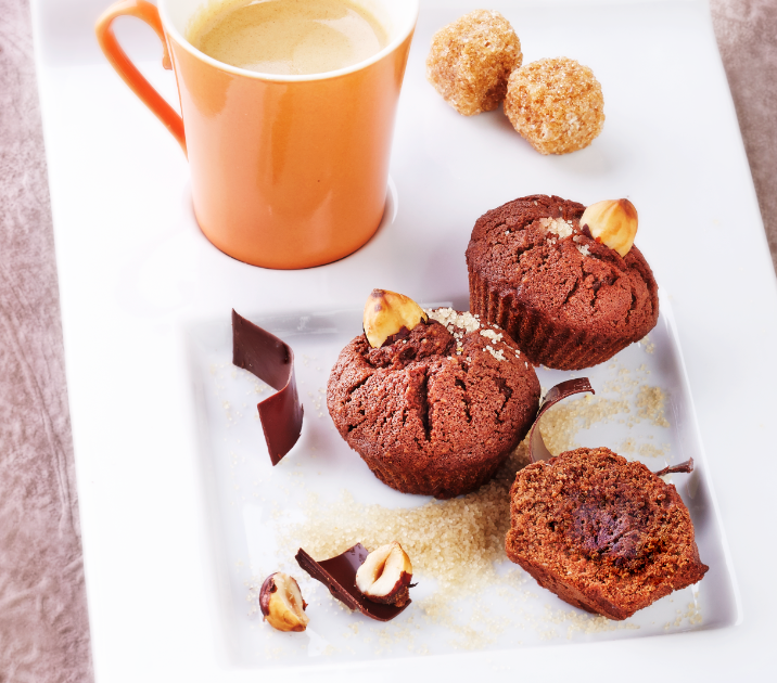 Recette - Mini moelleux au chocolat et à la noisette en vidéo - 750g.com