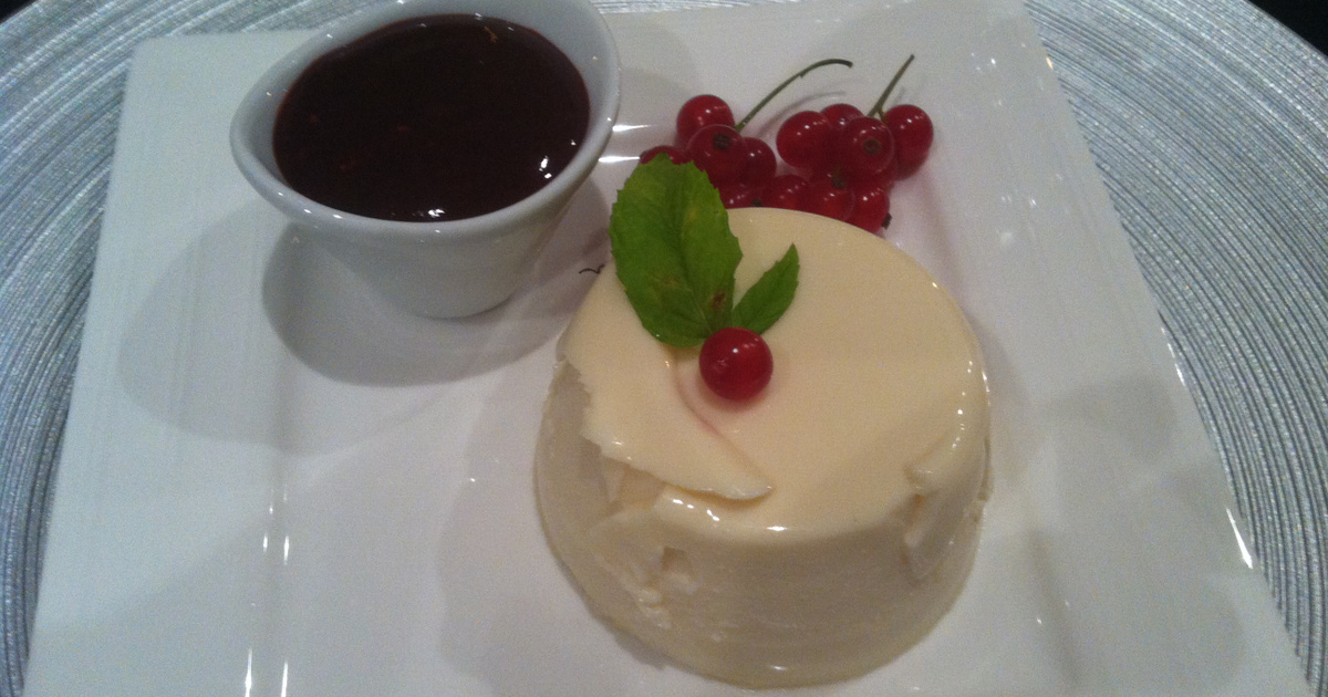 Recette Blanc manger et coulis de fruits rouges - 750g.com