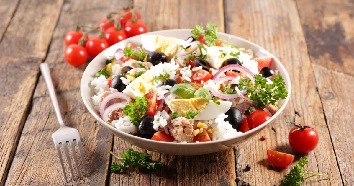 Comment faire pour qu'une salade de riz ne colle pas ? - 750g.com