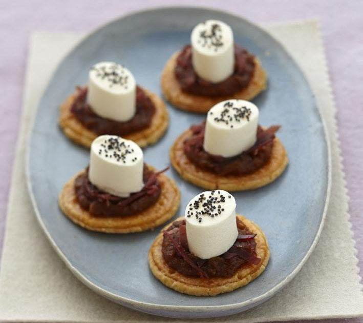 Recette Toasts d'apérivrais Chèvre Doux façon méditerranéenne - 750g.com