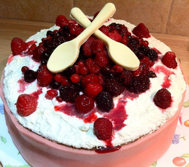 Recette Gâteau aux fruits rouges - 750g.com