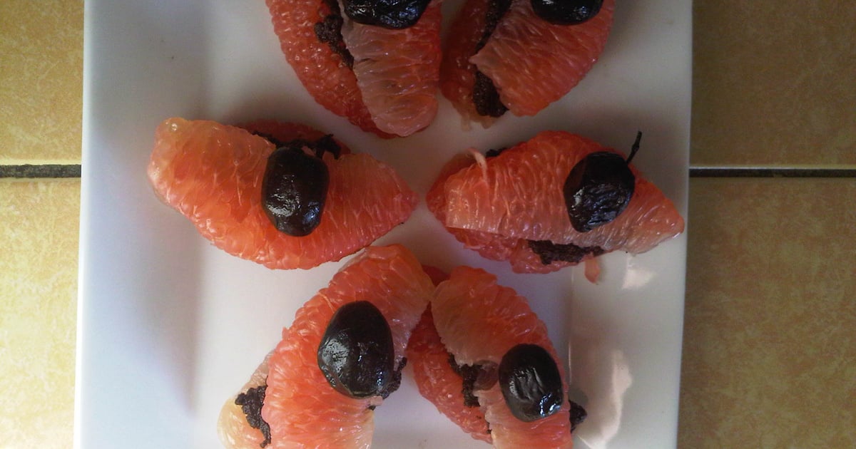 Recette Fleur de pamplemousse à la tapenade - 750g.com