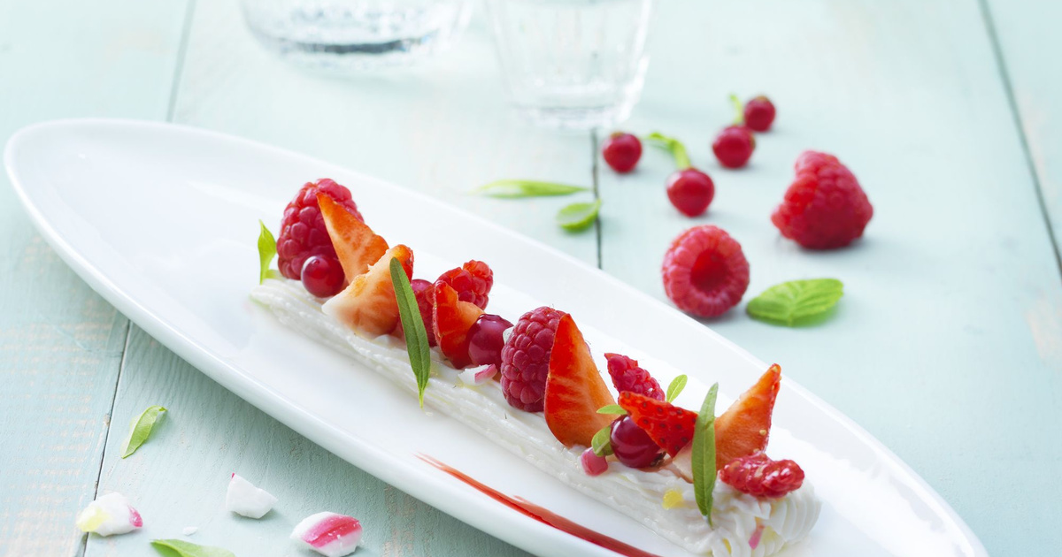 Recette Fromage frais en sel aux fruits rouges, éclats de sucre à la ...