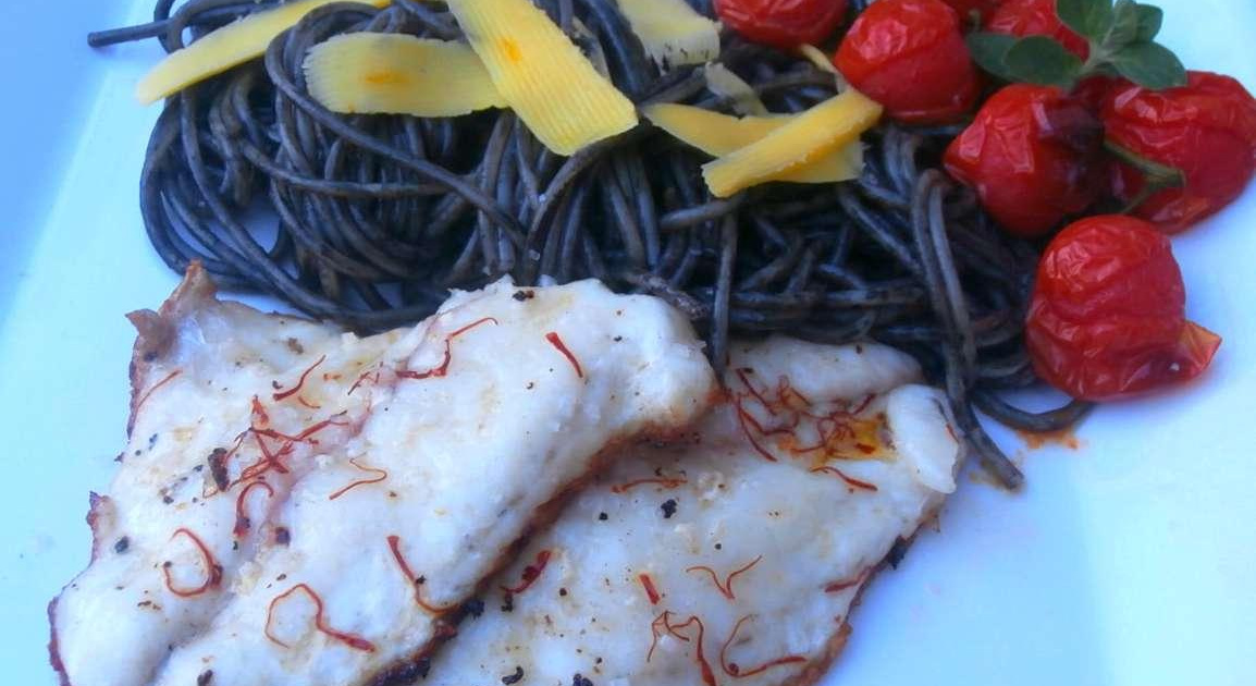 Recette Filet de dorade royale au safran et à l'encre de seiche - 750g.com