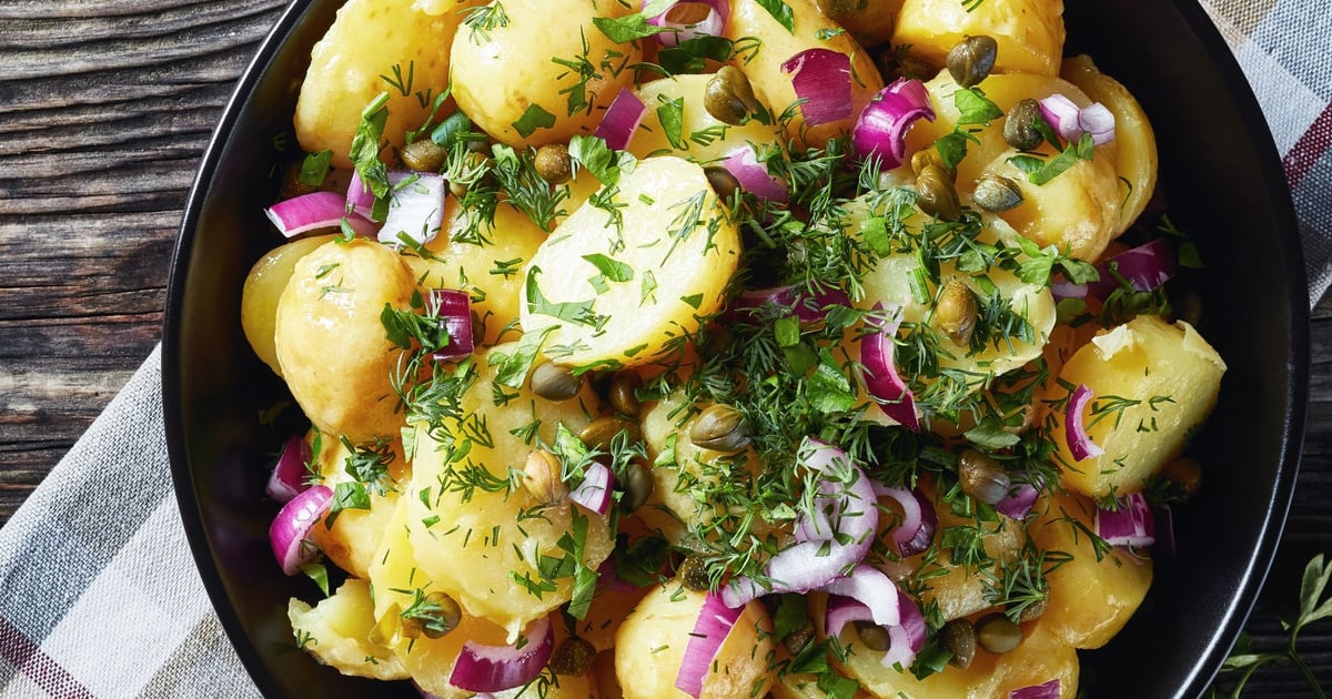 Recette Salade de pommes de terre primeur aux oignons rouges, câpres et ...