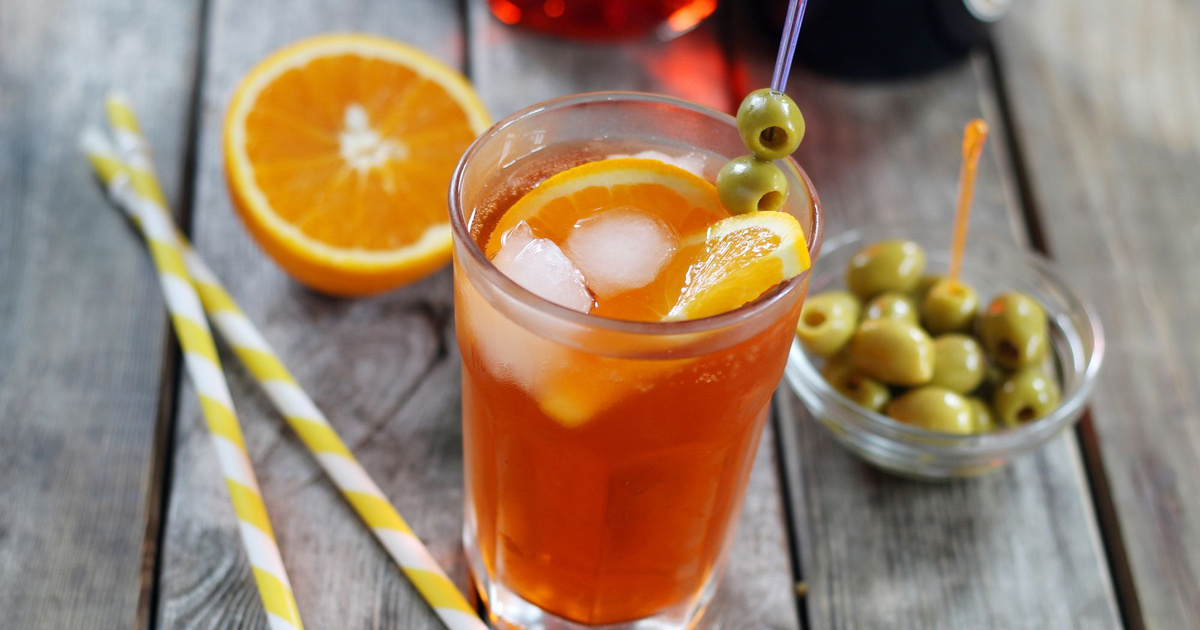 Recette - Spritz, le cocktail typique de Venise en vidéo - 750g.com