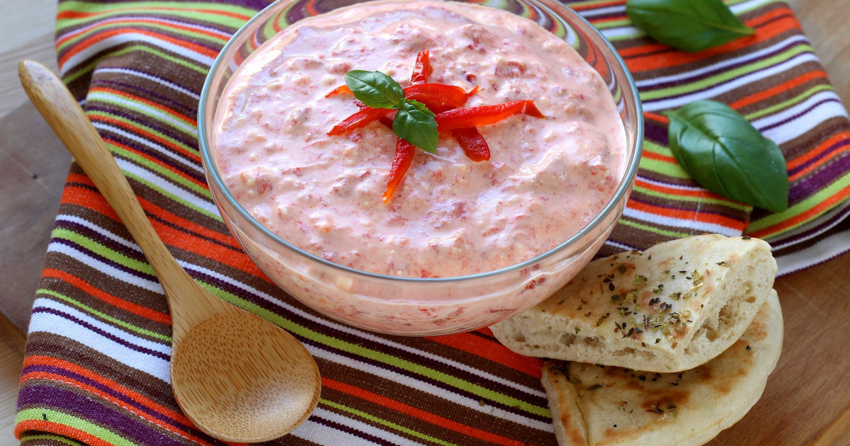 Recette Ktipiti (dip poivrons et féta) - 750g.com