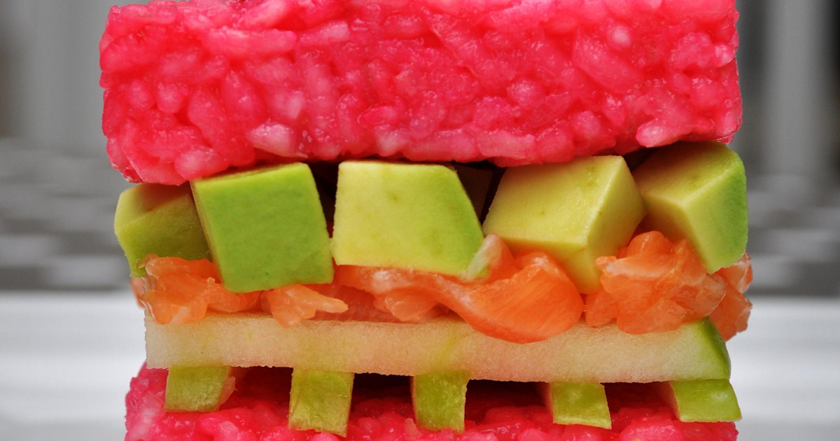 Recette Sushi Cube Saumon de Norvège, pomme Granny, avocat et caviar de ...