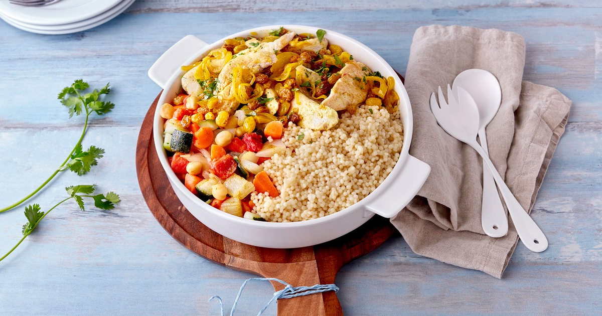 Recette - Couscous en Perles au poulet, oignons et raisins secs en pas ...