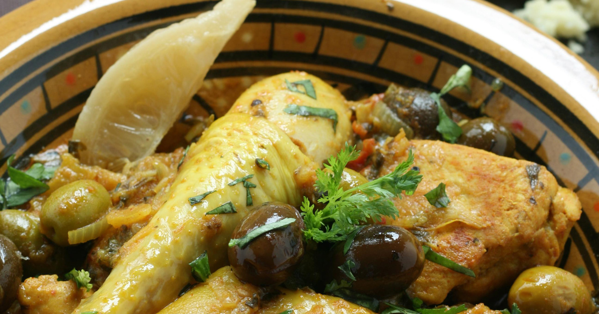 Recette Tajine de poulet aux olives et citrons confits - 750g.com