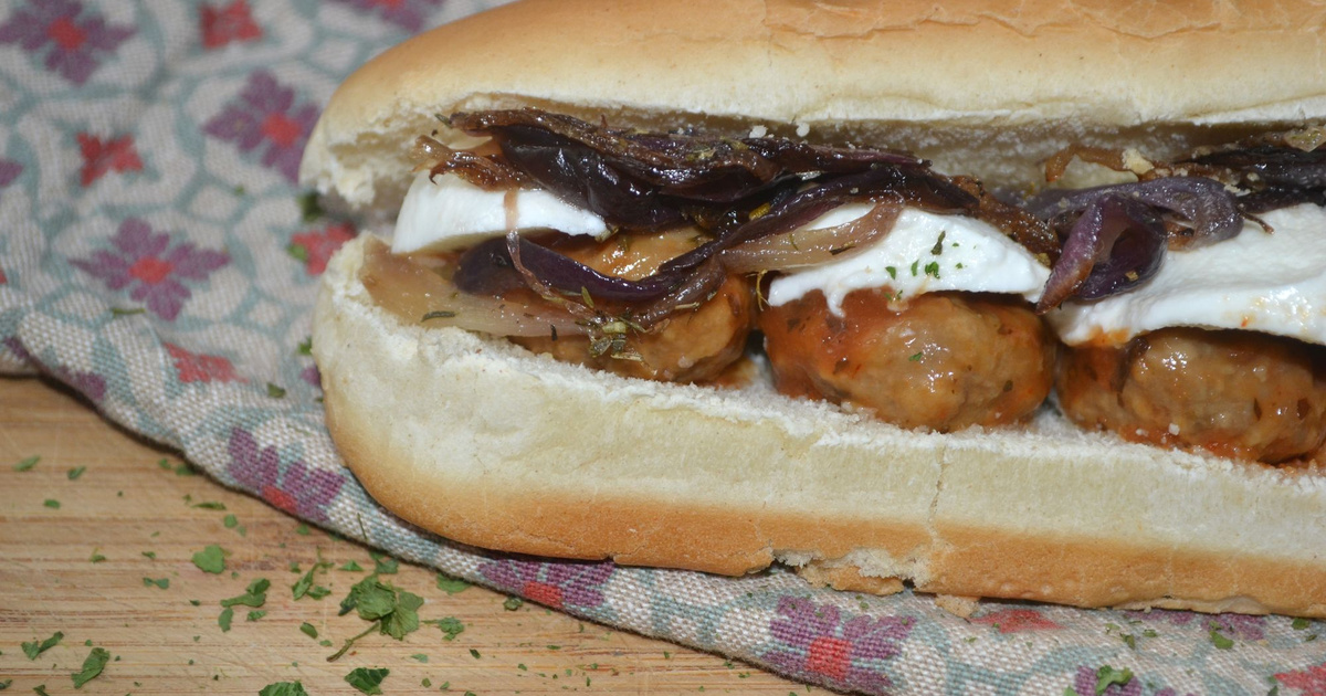 Recette Le sandwich aux boulettes de viande de Joey - 750g.com