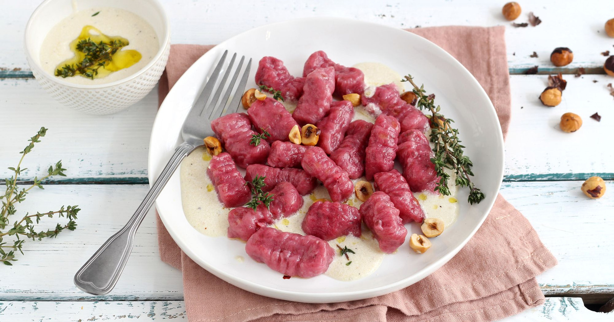 Recette Gnocchis roses, pommes de terre et betterave - 750g.com