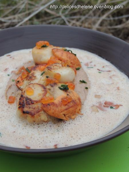 Recette Saint jacques rôties, fine purée de châtaignes et bouillon de ...