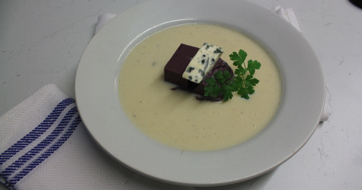 Recette Soupe au lait, glaçon de Fourme d'Ambert façon Chabrot - 750g.com