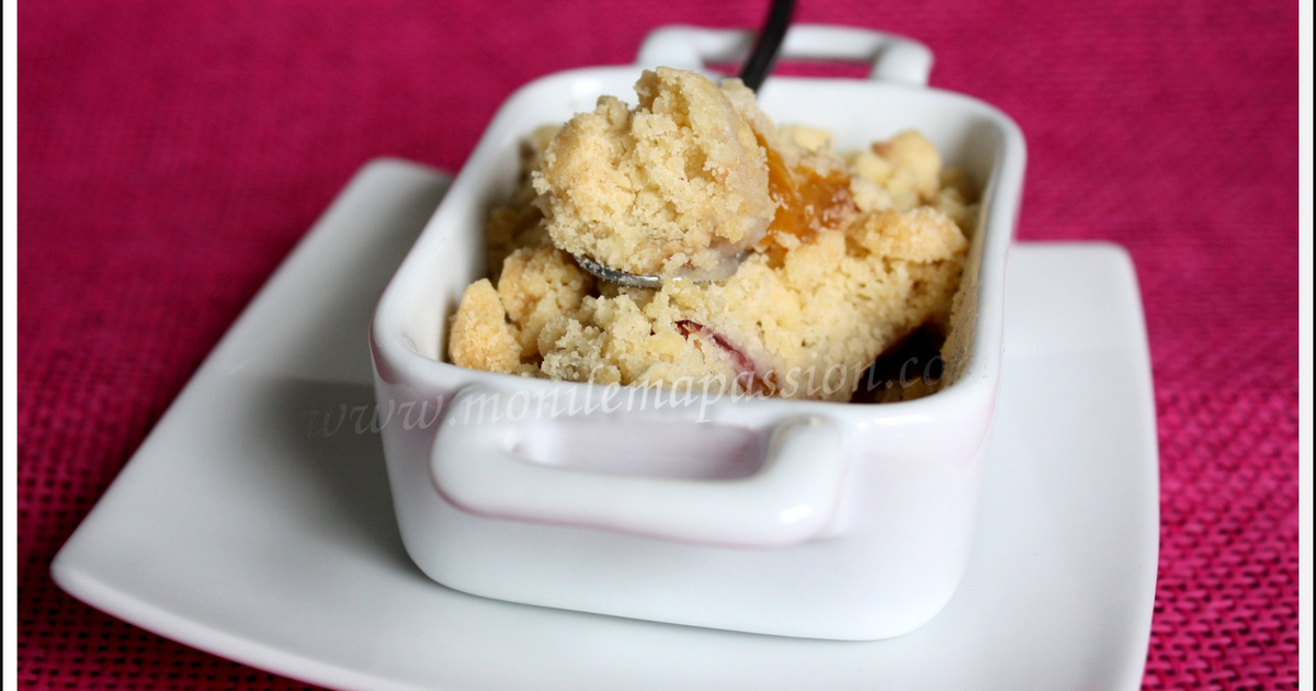Recette Crumble banane, nectarine et fraises - 750g.com