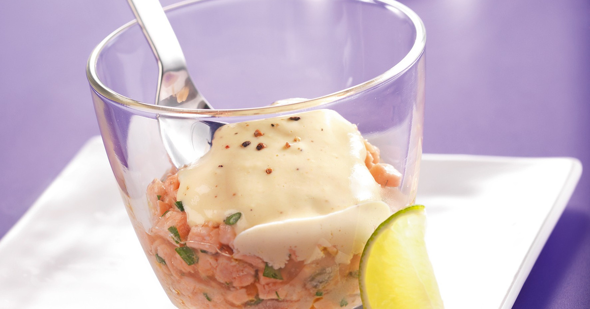 Recette Mon chaud froid de tartare de saumon au sabayon de lait en ...