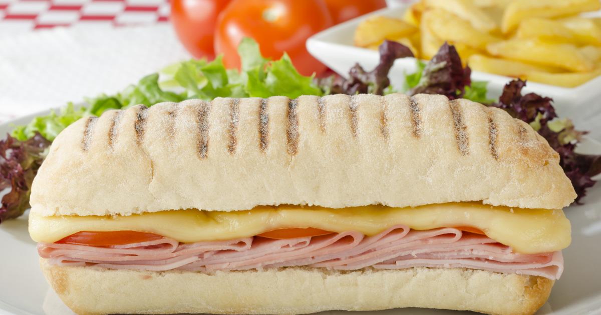 Faites le tour du monde avec ces 11 sandwichs chauds - 10 photos - 750g.com Faites le tour du monde avec ces 11 sandwichs chauds - 10 photos - 750g.com