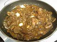 Recette Rognons de veau sautés aux cèpes et au Pellegrino - 750g.com