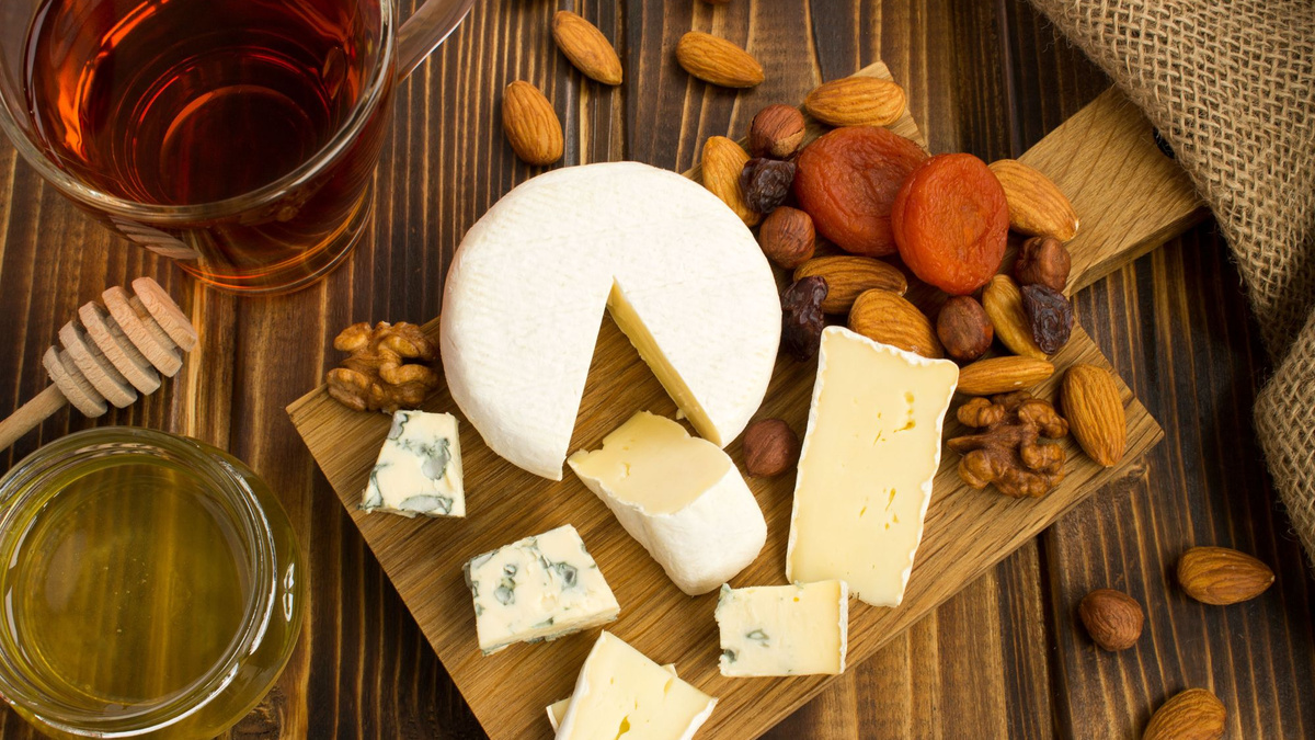 Association mets & thé : quel thé servir avec quel fromage ? - 750g.com