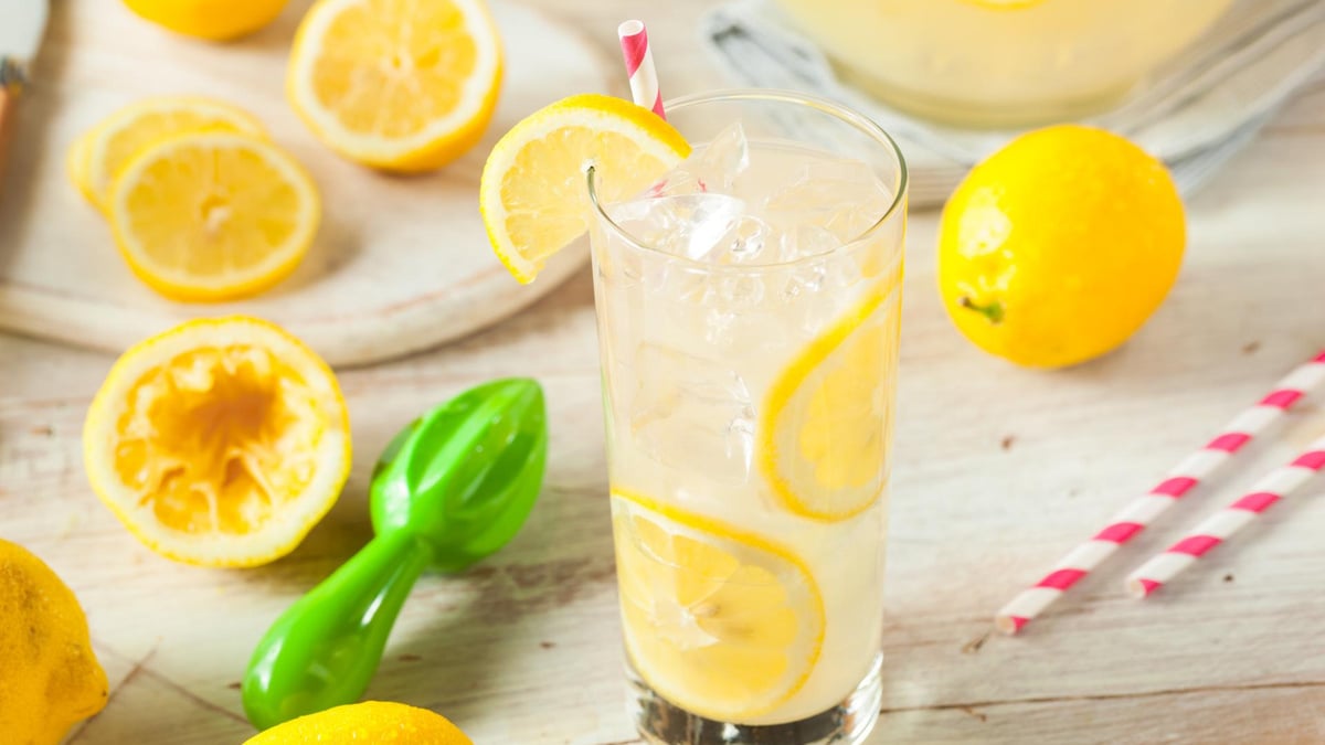 Citronnade : voici nos 3 meilleures recettes pour la faire maison à l ...
