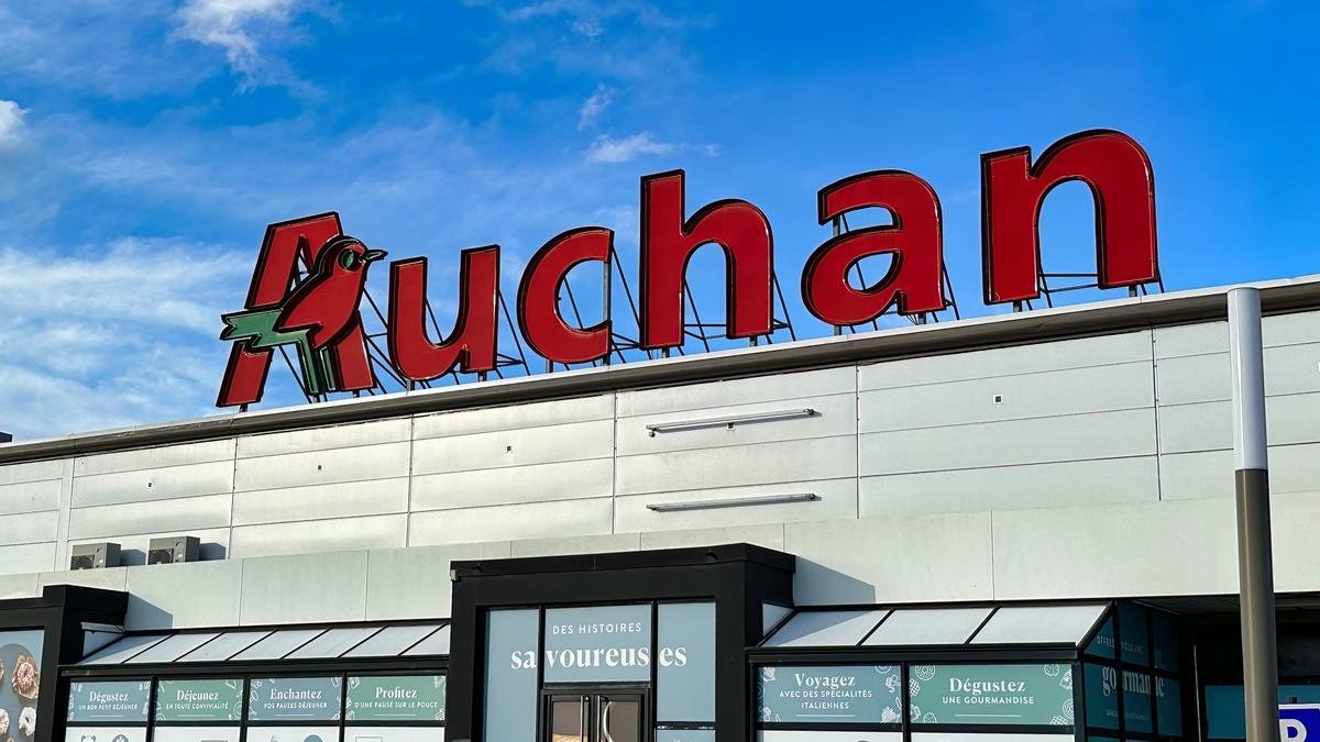Auchan : les 300 supermarchés de l'enseigne vont passer sous franchise ...
