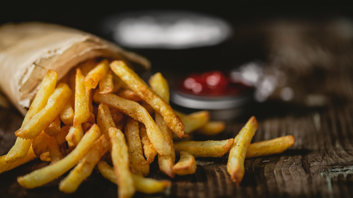 Comment faire des frites croustillantes comme à la friterie ? Cette ...
