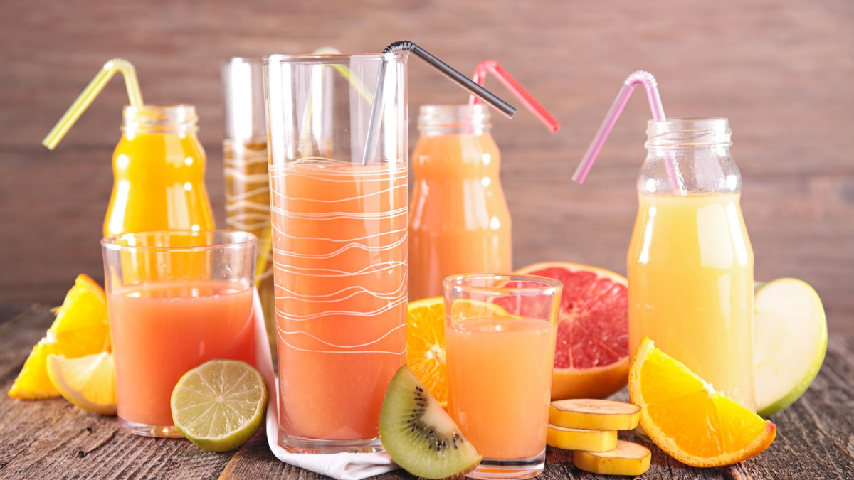 Non, les jus de fruits et smoothies ne sont pas à bannir, bien au ...