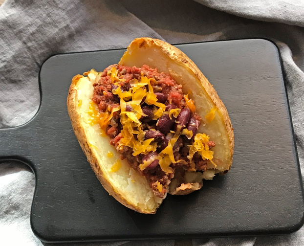 Recette - Pommes de terre au four, sauce chili con carne | 750g