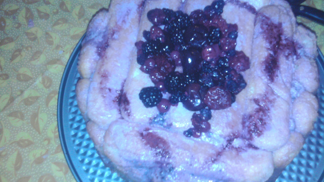 Recette Charlotte aux fruits rouges économique - 750g.com