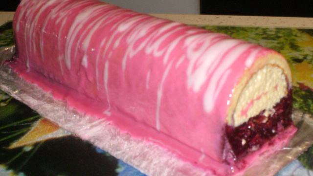 Recette Bûche chocolat blanc et fruits rouges - 750g.com