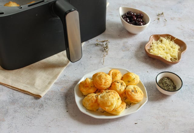 Recette Mini gougères au fromage au Air Fryer - 750g.com