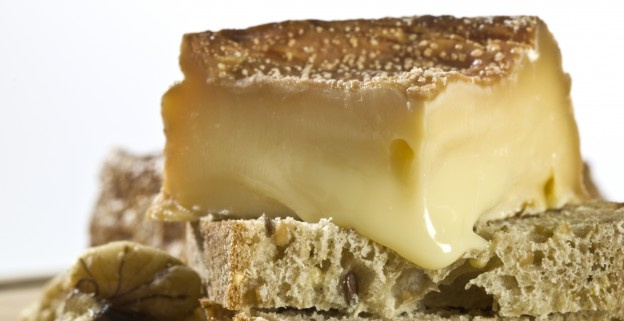 Diaporama "TOP 10 des fromages les plus puants" - L'Epoisses de Bourgogne