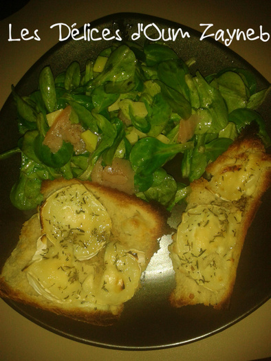 Recette - Toast chèvre chaud miel et thym | 750g